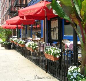 Pagar Cafe Minimalis! Penarik Pelanggan, Penghalau Pemarkir Liar