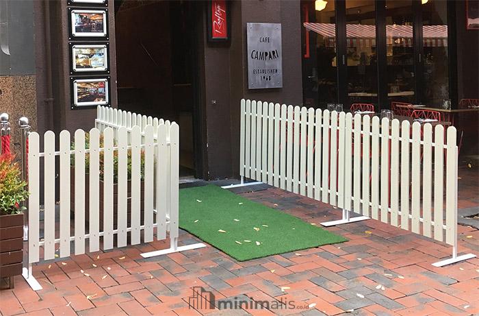 Pagar Cafe Minimalis! Penarik Pelanggan, Penghalau Pemarkir Liar