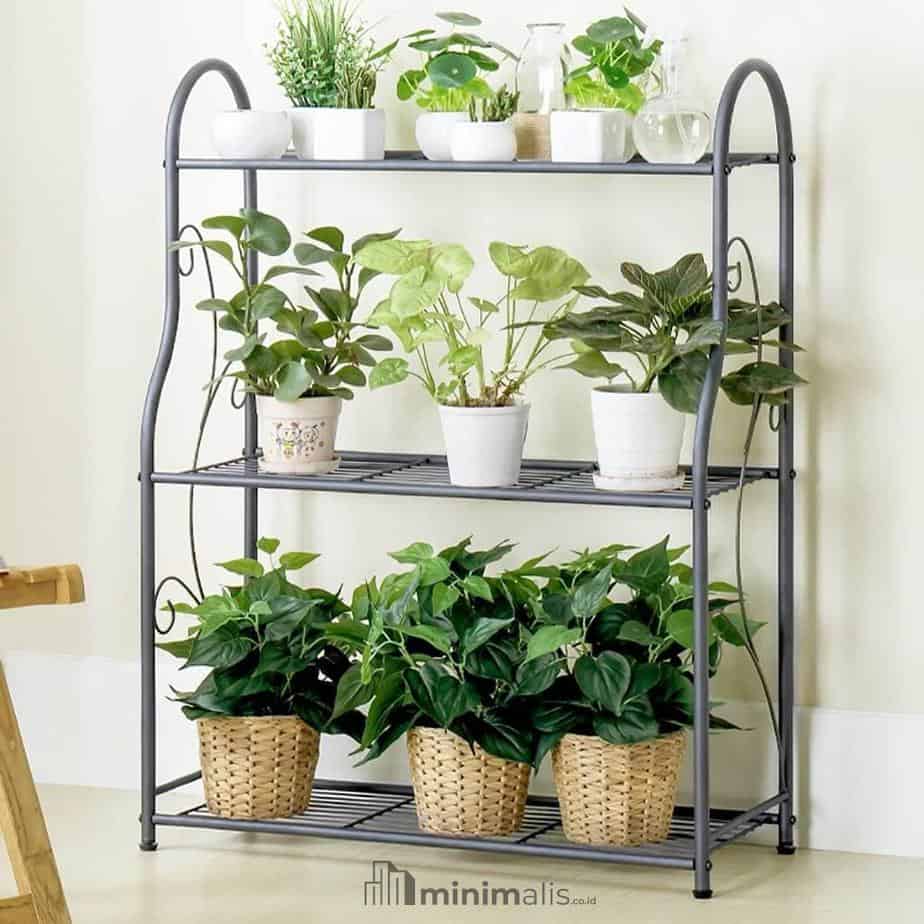 4 Macam Tempat Bunga Dari Besi Minimalis Paling Direkomendasikan