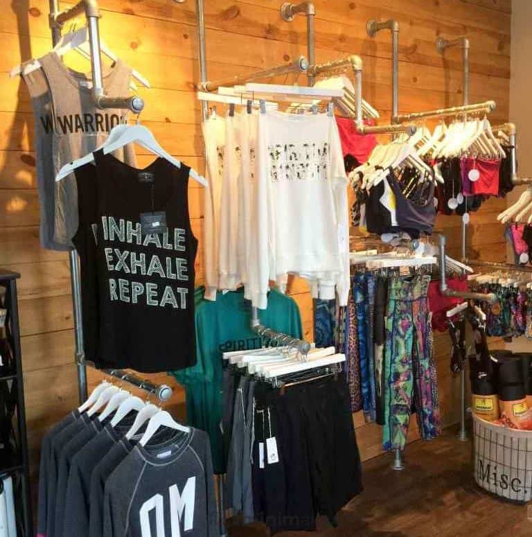 Desain Toko Baju Kecil Minimalis dan 4 Hal yang Wajib Diketahui ...