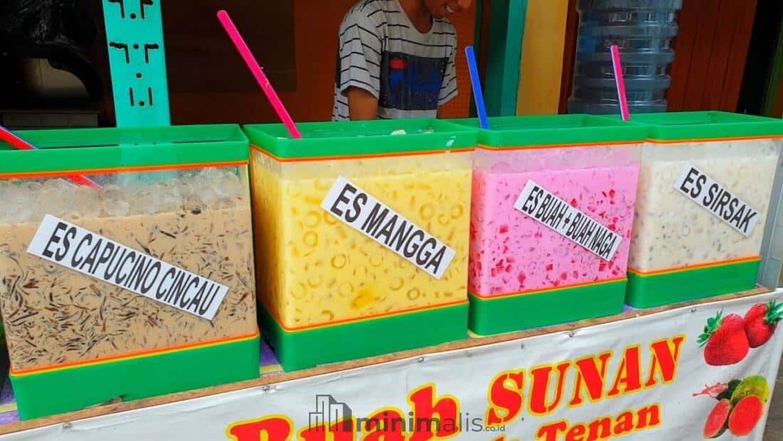 8 Cara Mendesain Gerobak Es Buah Minimalis Peningkat Konversi - Minimalist