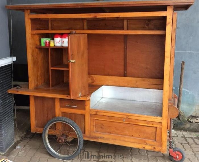 Gerobak Minimalis Kayu, Budget Rendah Tapi Konversi Tinggi