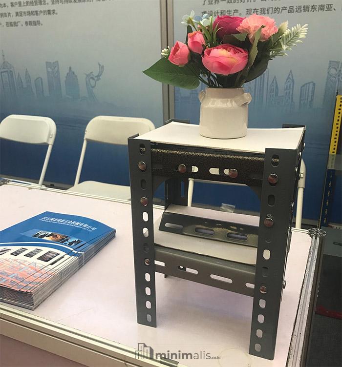 41+ Model Rak Bunga Dari Besi Minimalis Pembangkit Mood dan Semangat ...