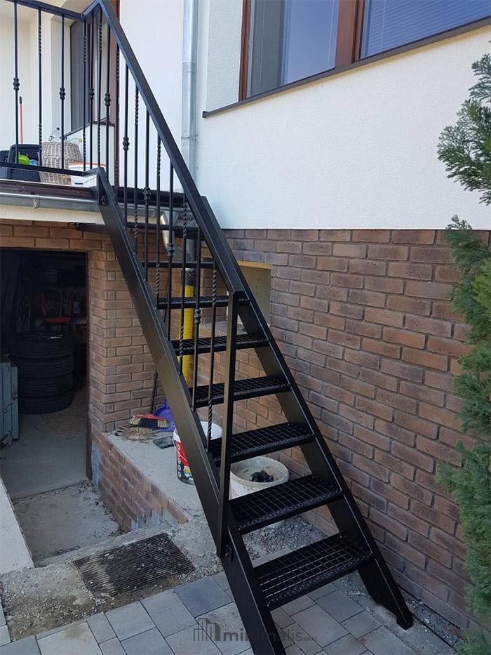 41+ Tangga Besi Minimalis Transisi Tampilan Hunian Modern - Minimalist