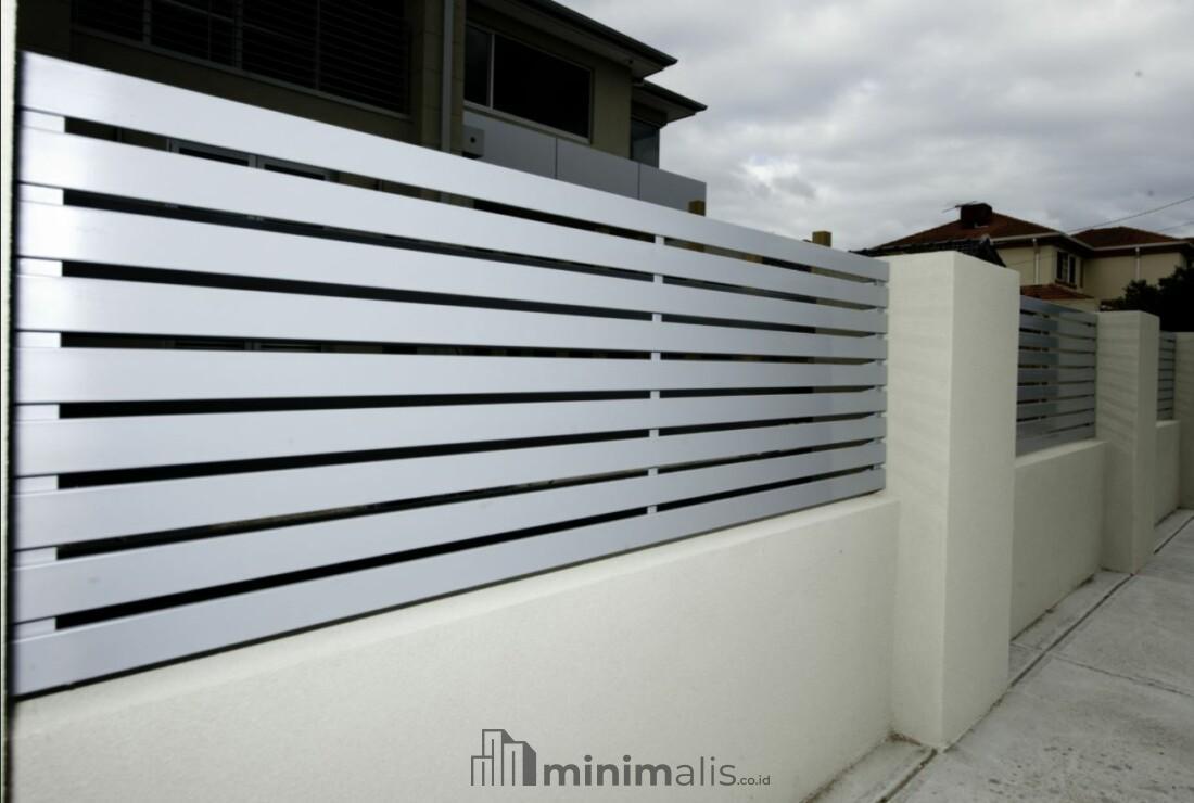 43+ Gambar Pagar Besi Minimalis Kuat di Luar Cantik di Dalam - Minimalist