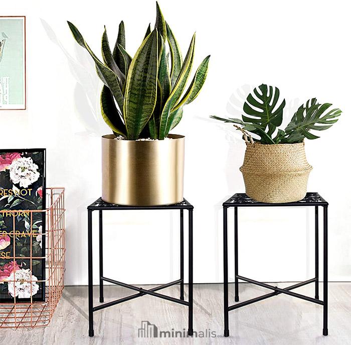 44+ Rak Bunga Besi Minimalis Menyemburatkan Perpaduan Warna Hunian