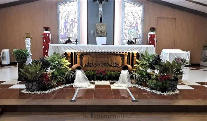 44+ Desain Altar Gereja Minimalis - Membawa Suasana Kerohanian yang ...